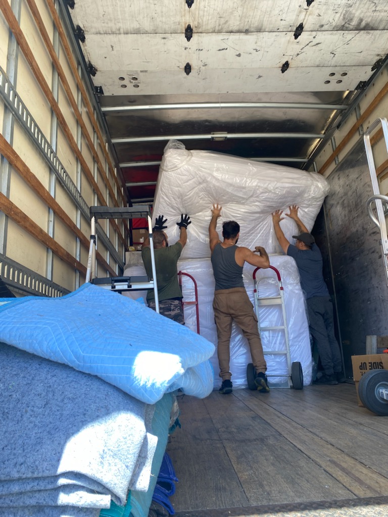 How to Get your Belongings Back from a Moving Company Holding Them ...